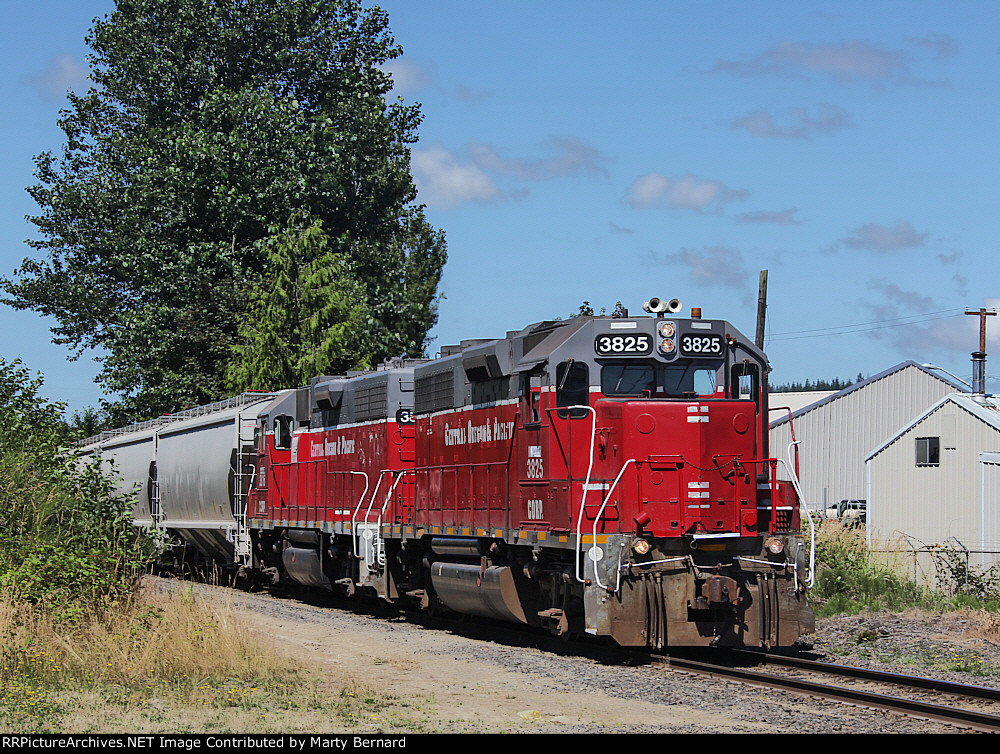Running On Another RailAmerica Property, Puget Sound & Pacific, Two CORP GP38s Pull Cars From ...